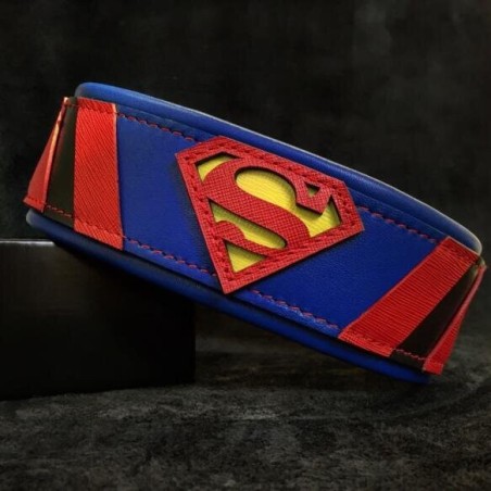 ''Superman'' collar