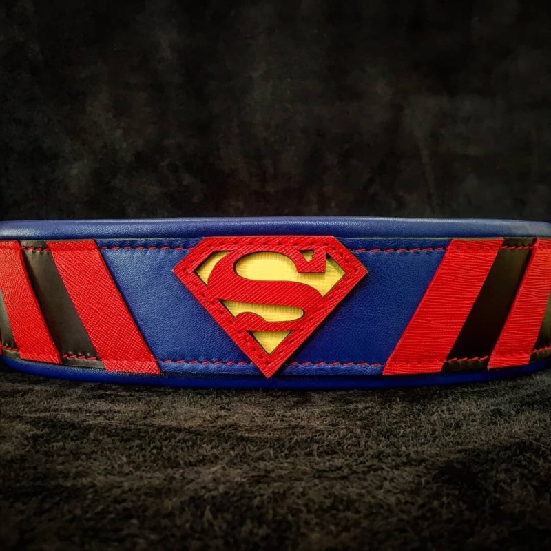 ''Superman'' collar